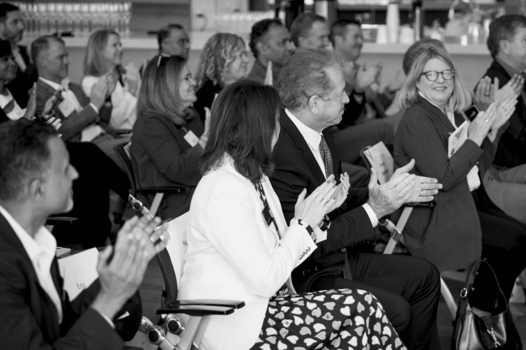 About Us - Executives’ Club of Chicago